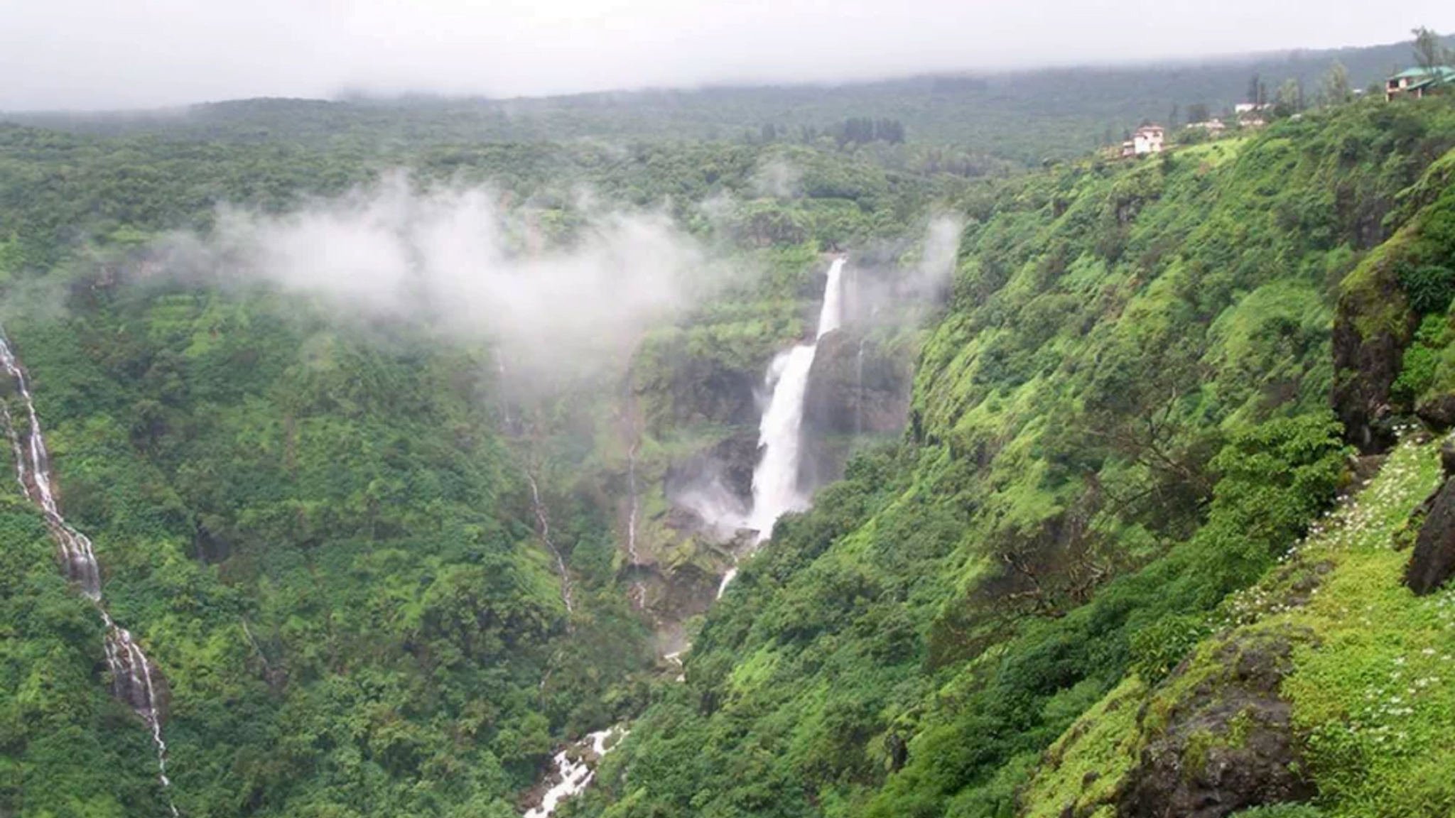 Kune Waterfalls-All about Visit Time, Food, And Lodging